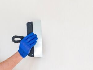 How to Plaster a Ceiling - Beginner's Guide