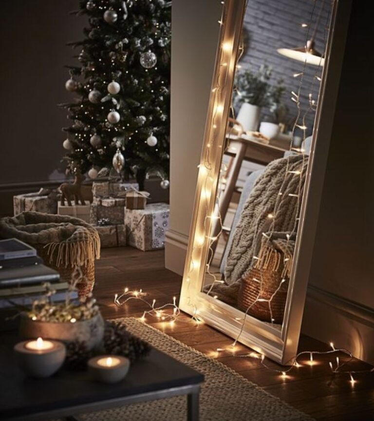 13 Fairy Lights Design on Wall Ideas - Trendy Residence